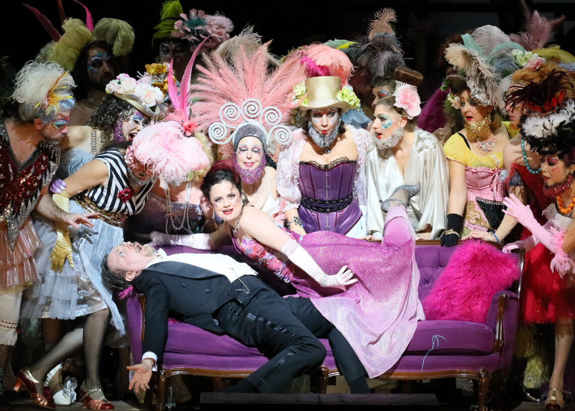 Die Fledermaus ¦ OPER!