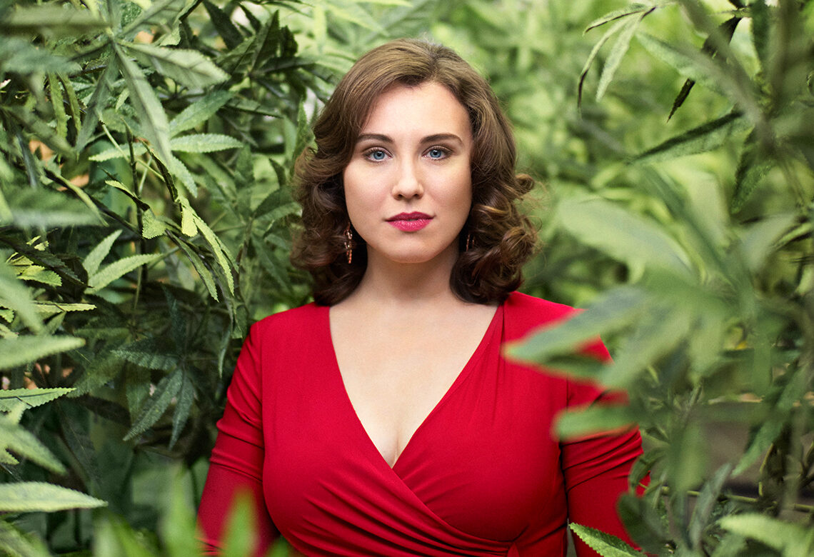 Interview: Jennifer O'Loughlin ¦ OPER!